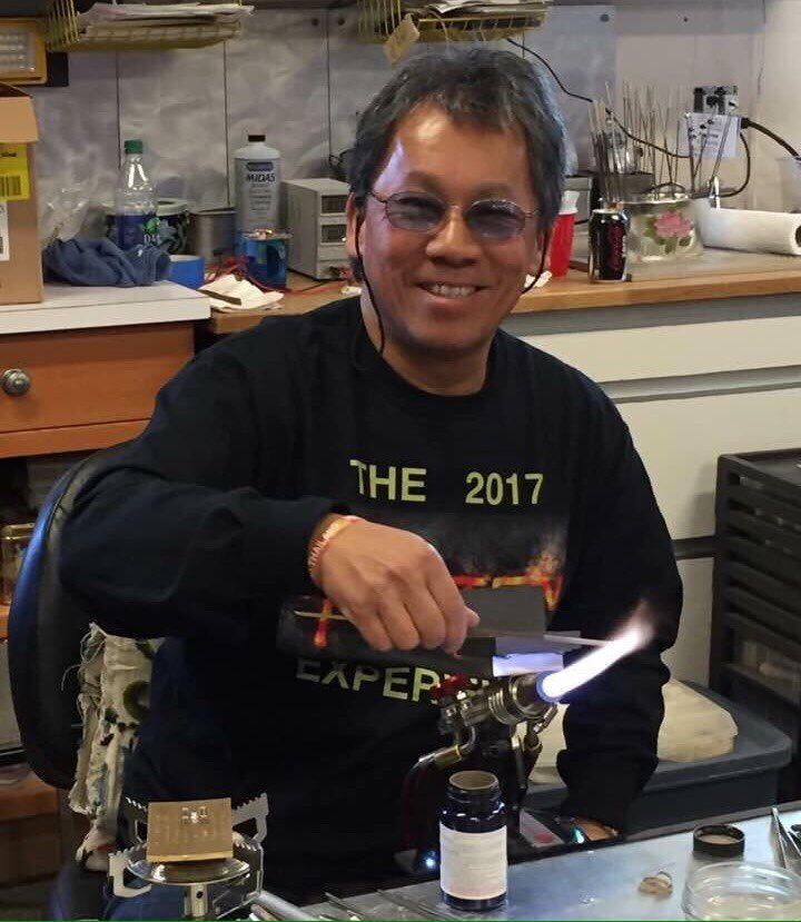 [ลุงแมน] Alexx Cheng จากเด็กสลัม บ้านถูกรื้อถอนใช้ชีวิตเร่ร่อนในต่างแดน ...