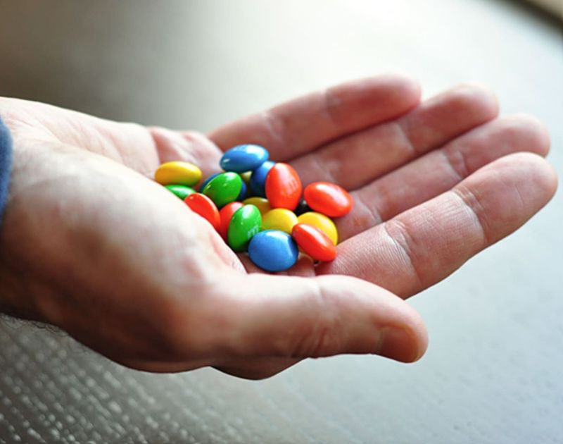 [My Diary is Your English Book] handful - - - > ไม่เกี่ยวกับมือ ปกติ ...