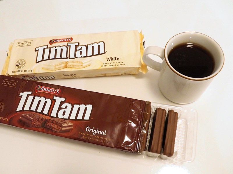 [ANNGLE ญี่ปุ่นในมุมต่าง] ใช้ “TimTam” เป็นหลอดดูดกาแฟ ลิ้มรสชาติความ ...