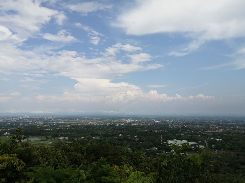 [Maxlife Panyala] เราเกิดมาถูกสั่งสอนและกรอบมากมายจากคนที่เลี้ยงเรามา ...