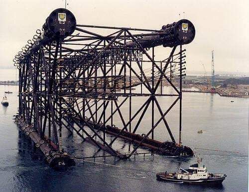 [สัพเพเหระไปกับวิศวกร] BP's Magnus Platform , The North Sea, 1982 นน ...