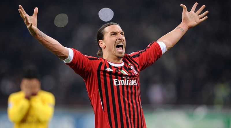[Talk about Football] ของขวัญคริสมาสต์!!! Zlatan ย้ายกลับ AC Milan ...