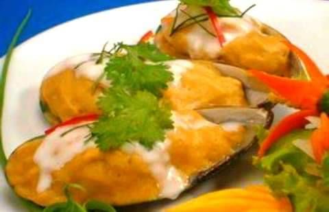 [poompoom] อยุ่ว่างๆมาทำกันครับ สูตรห่อหมกหอยแมลงภู่