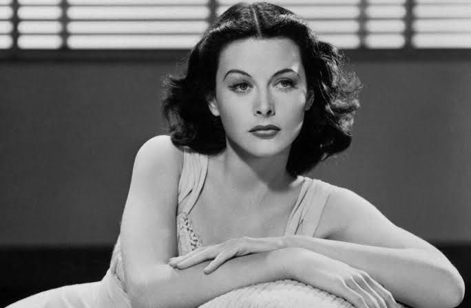 [Histofun Deluxe] • เฮดี ลามาร์ (Hedy Lamarr) นักแสดงสาวผู้คิดค้นไวไฟ ...