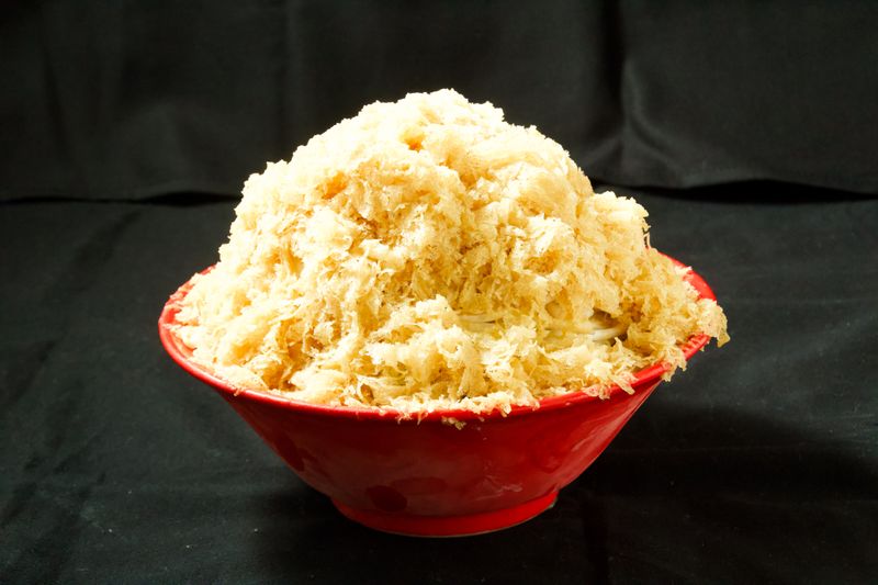 [chicchic-jp] หน้าตาอาจดูเหมือนน้ำแข็งไสธรรมดาทั่วไป แต่เดี๋ยวก่อนค่ะทุกคน... น้ำแข็งไสถ้วยนี้มี ...