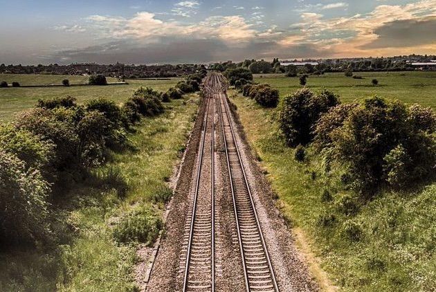 [เรียนรู้..ไปพร้อมๆกัน] ทฤษฎี รางรถไฟ กับ ความพยายาม(ของปลา) Train ...