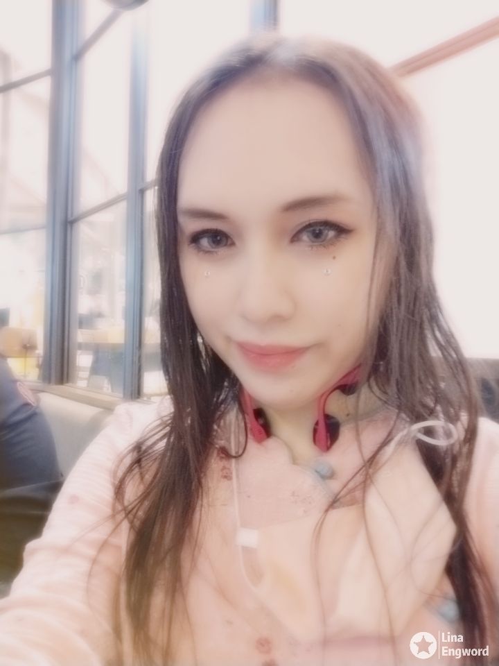 [Lina Engword] อย่าได้โพสต์ความสำเร็จของคุณนะคะ จงโพสต์ความงี่เงา ตลกขำ ...