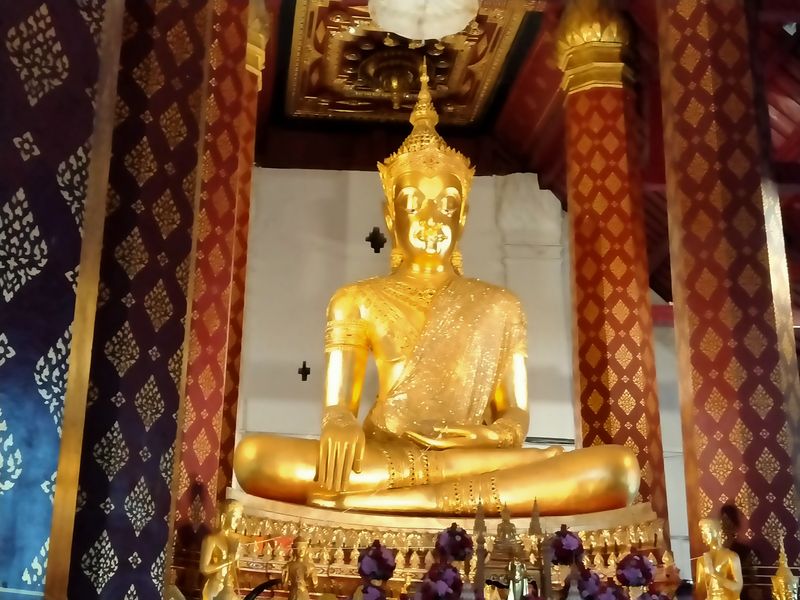 [หนีร้อนมาพึ่งเย็น] พระพุทธนิมิตวิชิตมารโมลีศรีสรรเพชญบรมไตรโลกนาถ ๒๐๒๐