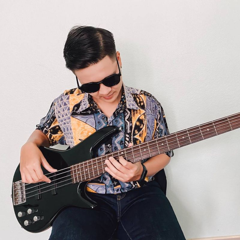 [Pick Boon] เลือกเพลงที่ชอบ แล้วเปิดดูคอร์ดในเพลง ถ้าเราคิดว่าเพลงนั้นเราสามารถจับคอร์ดแล้วฝึก ...