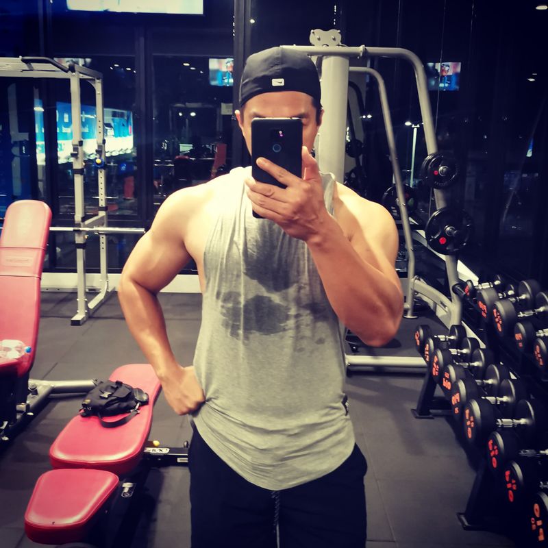 [Tarawut M.] วันที่หัวใจไม่สู้.. ในขณะที่ผมขี้เกียจมากๆ ไม่สบาย นอนน้อย เจ้านายบ่น งานมีปัญหา บ ...