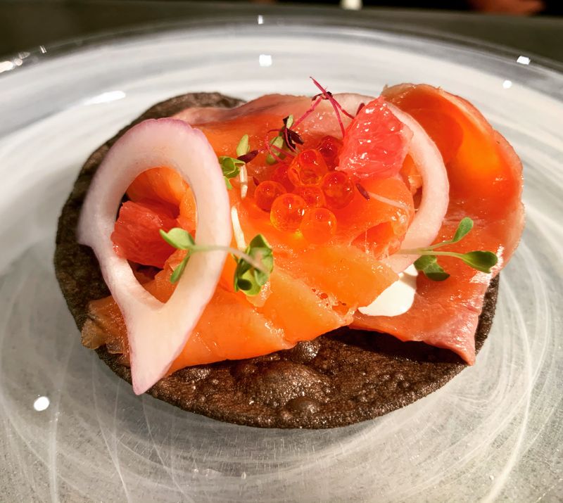 [The Story - เรื่องของ GU (มีอะไรจะบอก)] Smoked Salmon on Black ink ...