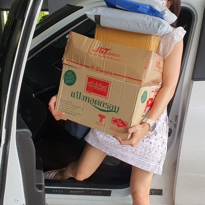 [Maeban Condo] วันนี้มีอะไรมาส่ง EP 00 เปิดตัวแม่บ้านคอนโด ผู้ใช้ชีวิตทุกวันเหมือนวันคริสมาสต์ ...