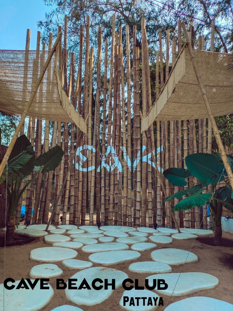 [ตัวป่วนชวนเที่ยว] เปิดตัวเพจตัวป่วนกับที่แรก "Cave Beach Club" คลับ ...