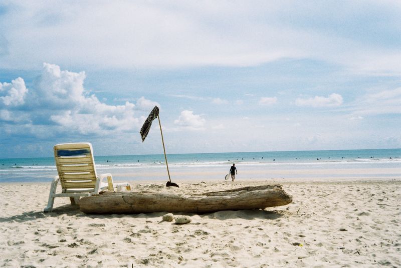 [Sorry I'm Happy] พาคุณลุง Rollei พาไปเที่ยวที่ Memories Beach Bar ...