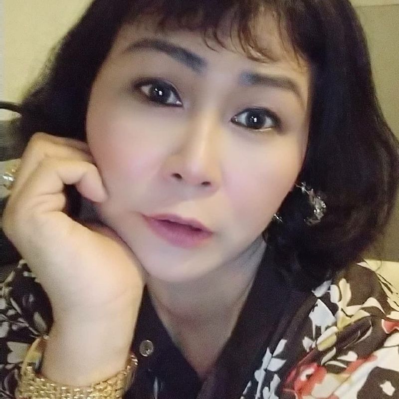 [Wayuree] ที่ตอแหลใส่ไม่ใช่เป็นมาแต่กำเนิด!แต่เพราะสังคมและคนรอบข้างสอน ...