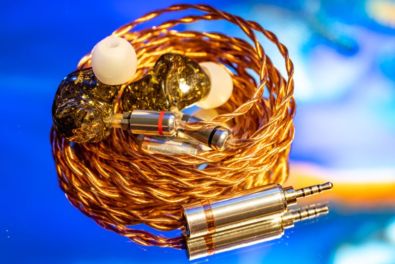 [พรีวิว หูฟังโดนใจ สไตล์ Iconic Music] Mini Review : The Master Cable ...