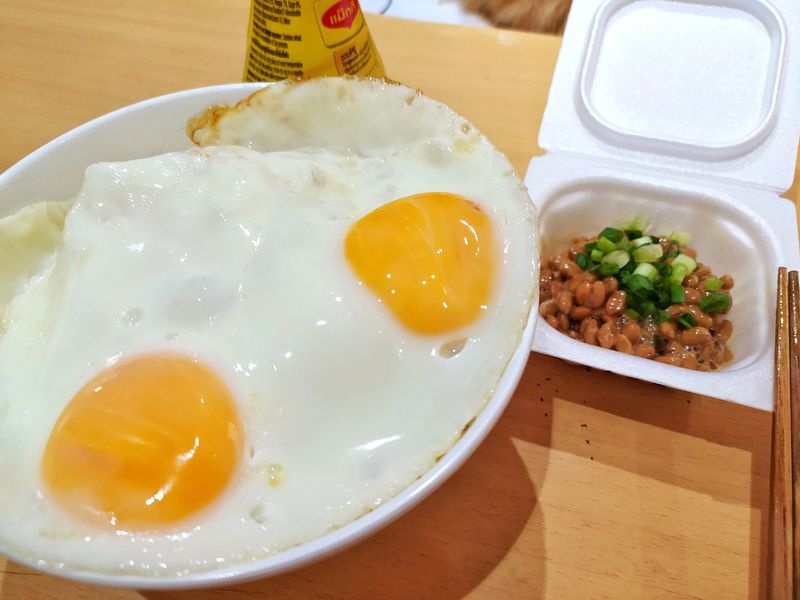 [Nan C. Channel] วันนี้งานยุ่งทั้งวัน กว่าจะได้กินข้าวมื้อแรกก็ปาเข้าไป ...