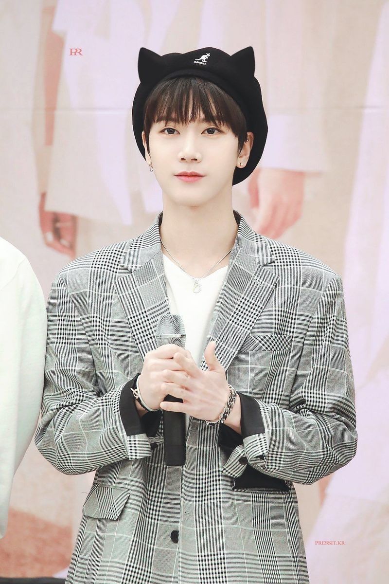 [L.Leemin] เมื่อถึงวันเกิดของหนุ่มเตนล์ อายุ 26 ปีแล้ว (นับอายุเกาหลี ...