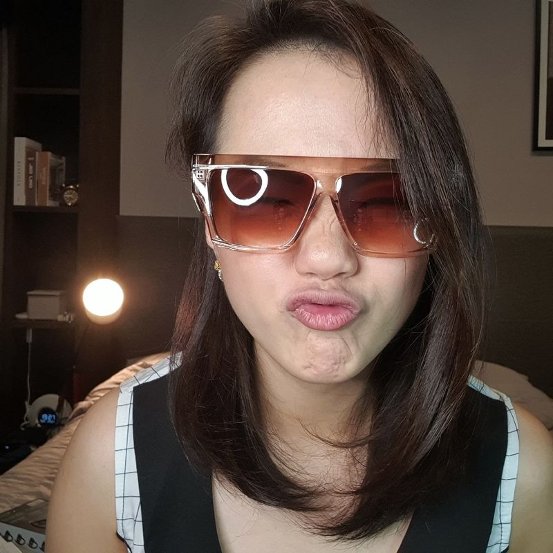 [Maeban Condo] วันนี้มีอะไรมาส่ง EP 132: แว่นตากันแดด ทรงสี่เหลี่ยม สไตล์เรโทร 55฿ ติดตามกันได้ ...