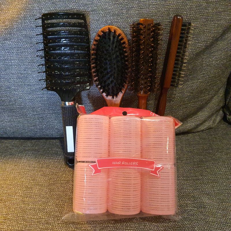 [Maeban Condo] วันนี้มีอะไรมาส่ง EP 262: รวมมิตรอุปกรณ์ทำผม โรลม้วนผมแบบขนแพ็ค 6 ชิ้น 20฿ https ...