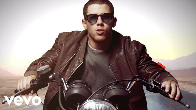 [CELEBRITY] Nick Jonas จากเจี๋ยมเจี้ยม เปลี่ยนเป็นหนุ่มฮ็อต ได้อย่างไร ...