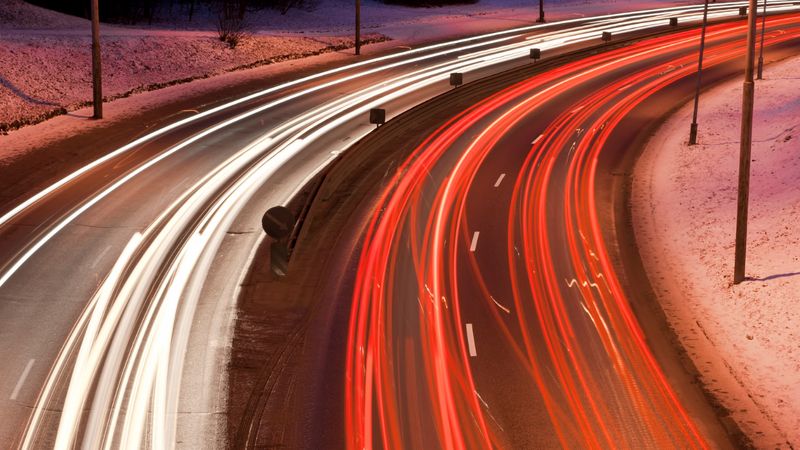 [เรียนอังกฤษง่ายๆสไตล์ครูสุ] ถ้า fast ไม่ได้แปลว่า เร็ว แล้วจะให้ fast ...