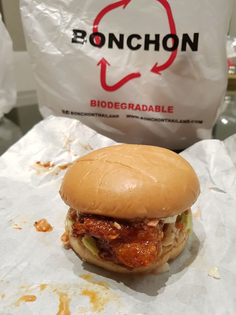 [ชีวิตติดบุฟเฟต์ buffet addict] Bonchon Burger!!!!! อร่อยมากกกกก สั่งมา ...