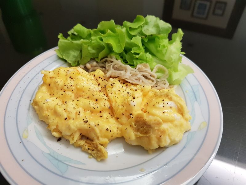 [ชีวิตติดบุฟเฟต์ buffet addict] อาหารเช้าง่ายๆ scramble egg อร่อยแบบไม่ ...