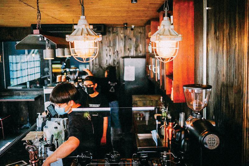 [I am Coffee Traveler] • ORBiT coffee ROASTER • ORBiT coffee ROASTER เป็นร้านที่ต่อยอดมาจากร้าน ...