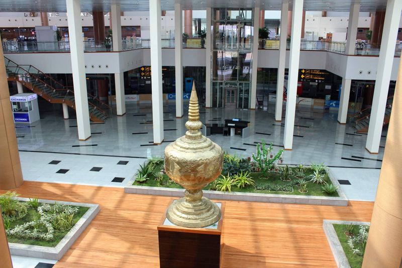 [Look Myanmar] เช้านี้แอดขอเสนอ ทรงอับ หรือคนไทยรู้จักในนามตัวขุนในหมากรุกนั่นแหละ ความจริงทรง ...