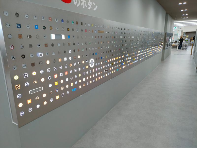 [Nokแอดมิดเพจเล่าตามสไตล์วาดไปกับนก] ช่างกด