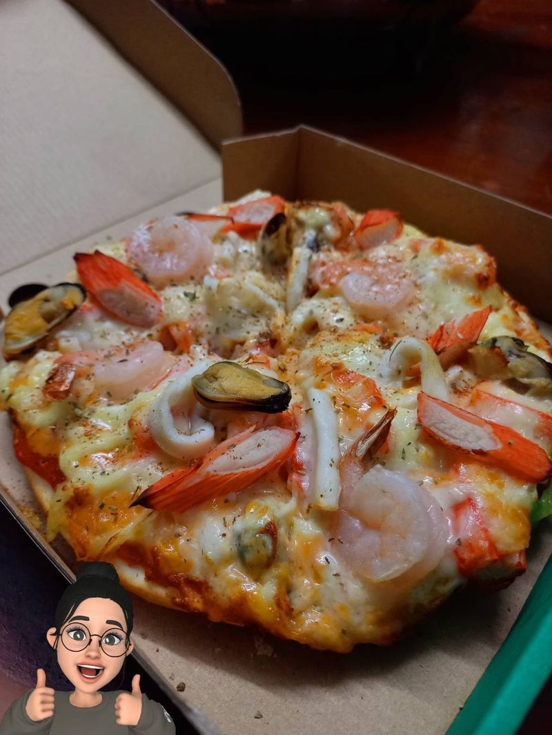 [Pizza by Mom🍕 (พิซซ่ารสมือแม่)] ซีฟู้ดดดดดดดดดดด ร้านพิซซ่าาา เปิดร้านเวลา 08:00 -19:00 สั่ง ...