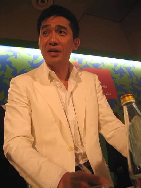 [Paul ANG] มีอยู่ครั้งหนึ่ง ซูฉี (舒淇) ไปเล่นไพ่นกกระจอก (打麻将) ที่บ้าน ...