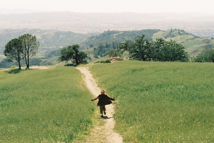 [chunya] - [ ] ตัวฉันไม่ใช่ตัวฉันอีกต่อไป ทุ่งหญ้าเขียวขจีแต่โลกนี้เป็น ...