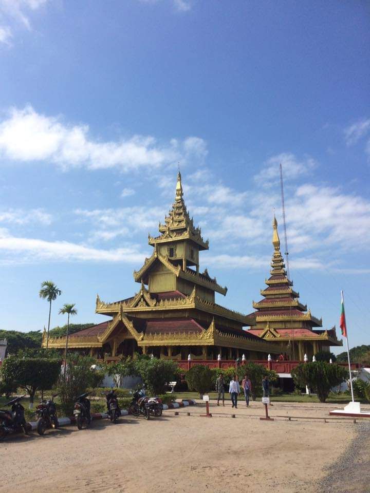 [Look Myanmar] แอดหม่องส่งภาพอดีตครั้นแกไปเมือง Shwebo แล้วไปเที่ยวพระราชวังของอาณาจักรคองบอง