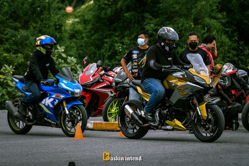 [Boy RC Club] พรุ่งนี้วันอาทิตย์ที่ 26 ธค 2021 เรามีนัดฝึกขับขี่ปลอดภัย ...