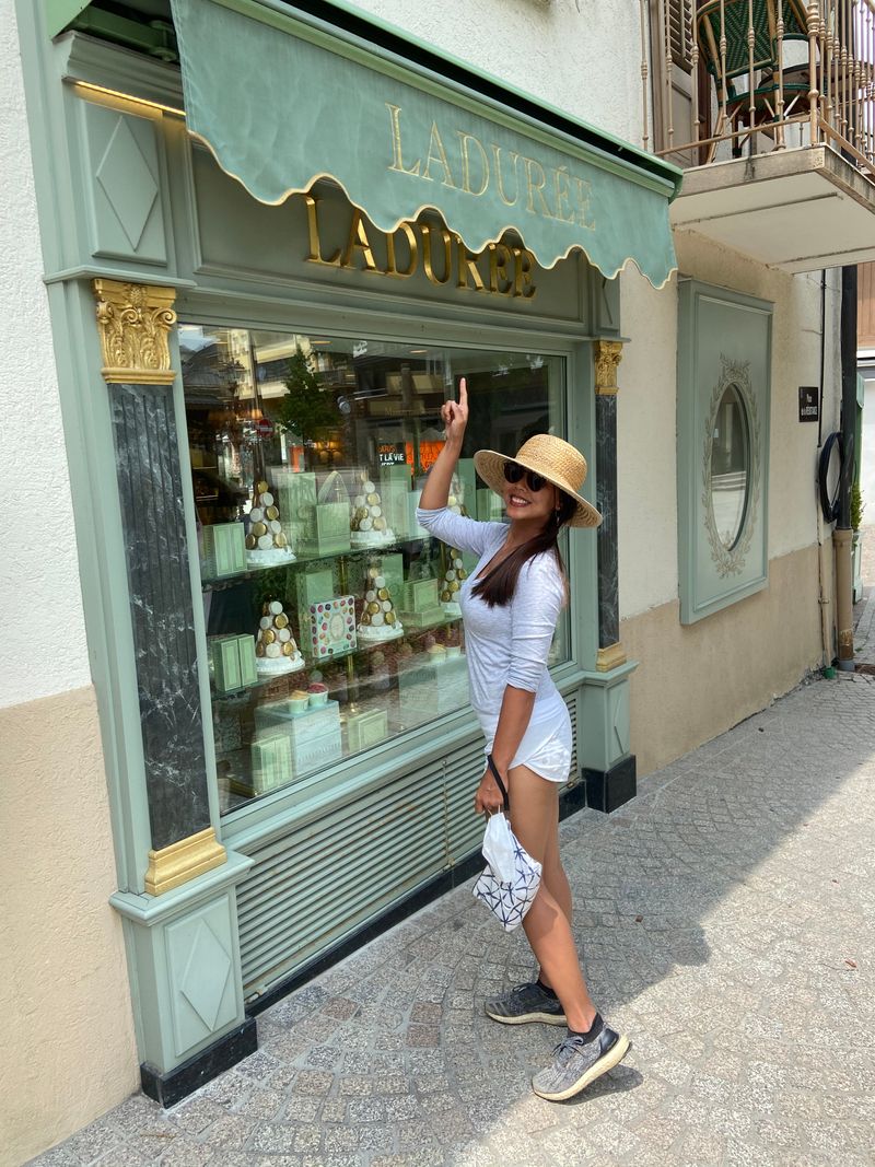 [LALA Journal ️📚] มาการองชื่อดังย้ายออกจากฝรั่งเศสแล้ว ‼️ ถ้าจะพูดถึง ...