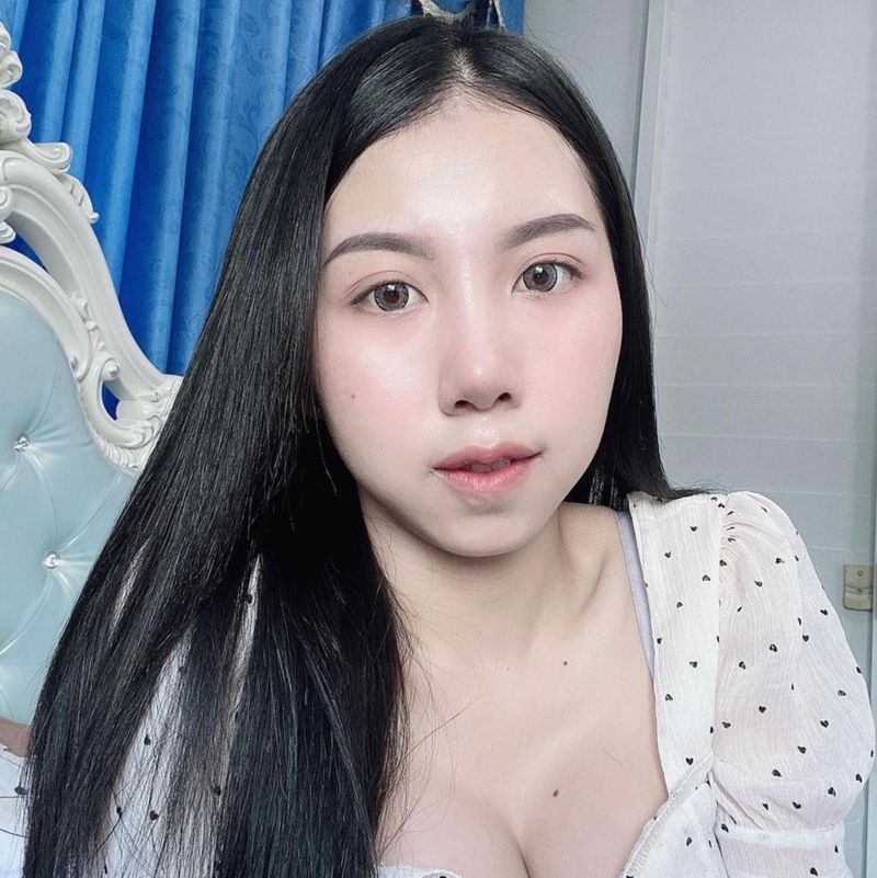 [Jenny Jenjira] จุดแข็ง : เฟรนลี่ จุดอ่อน : โลกส่วนตัวสูง