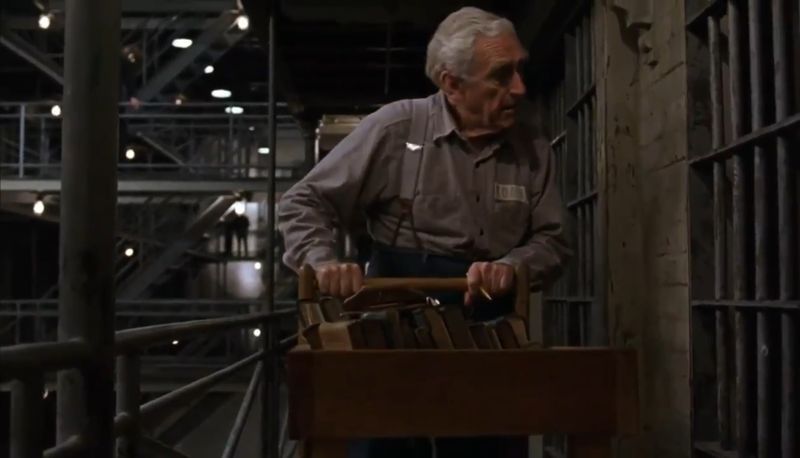 [มนุษย์คน] บรูคส์ (Brooks Hatlen) นักโทษวัยชรา จบชีวิตตัวเองหลังได้รับ ...