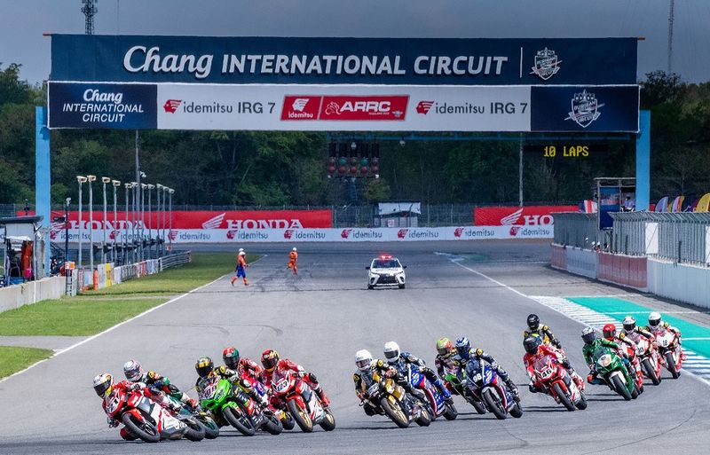 [Motor World Thailand] เพลงชาติไทยกระหึ่ม! “อภิวัฒน์” ผงาดแชมป์บิด ...