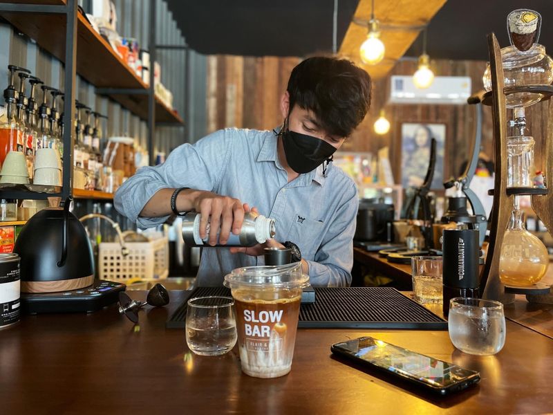 [PookieFoodie] ถ้าอยากเปลี่ยนบรรยากาศในการดื่มกาแฟ จาก Speed Bar มาเป็น ...