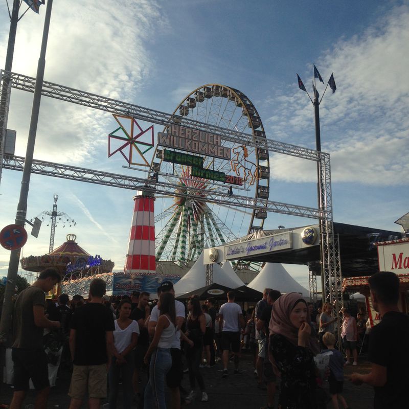 [My Day off ] The Cranger Kirmes : A Funfair in Germany , the second ...