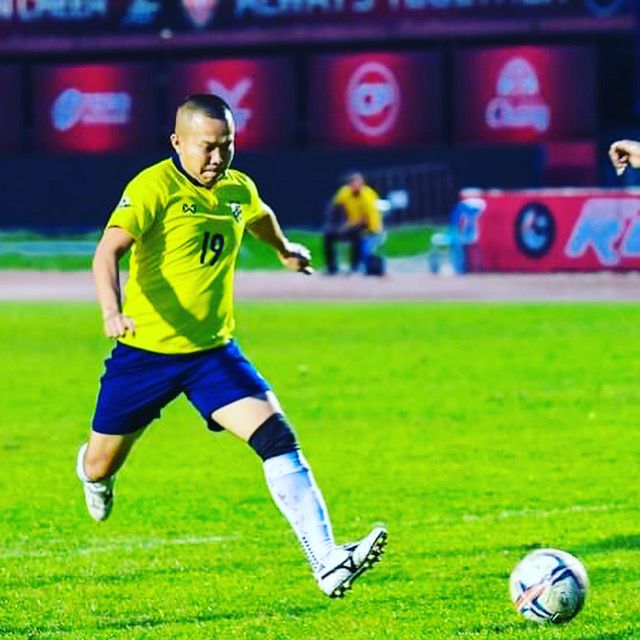 [CHANAPAI ] เคล็ดลับวิชาฟุตบอล อันเดรส อีเนียสต้า 1. การรับบอล ...