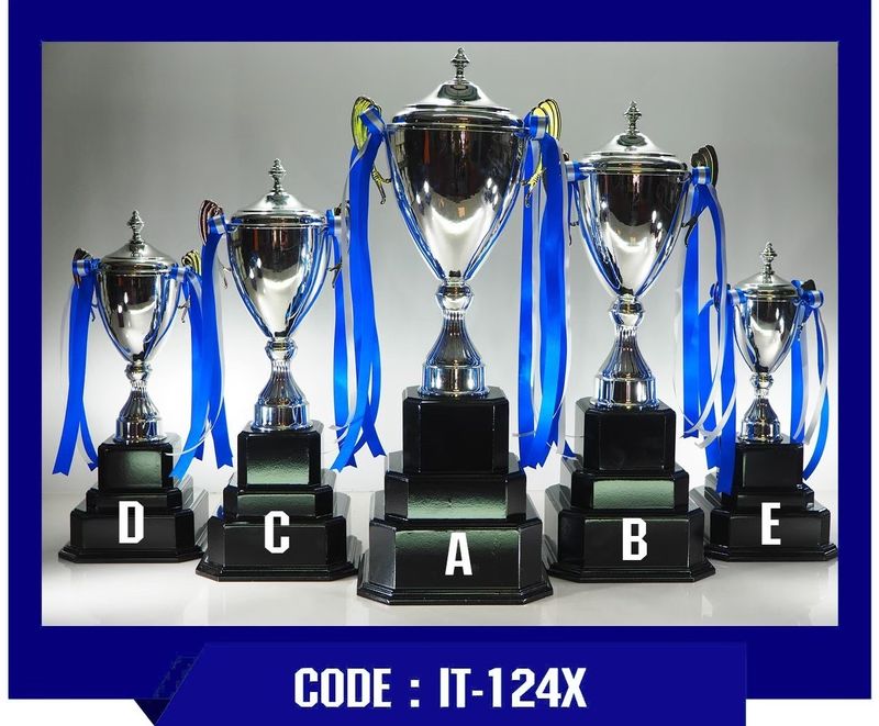 [THE VICTOR TROPHY THAILAND ] รหัส IT123X สูง(ซม.) 77,71,64,56,51,45 ...