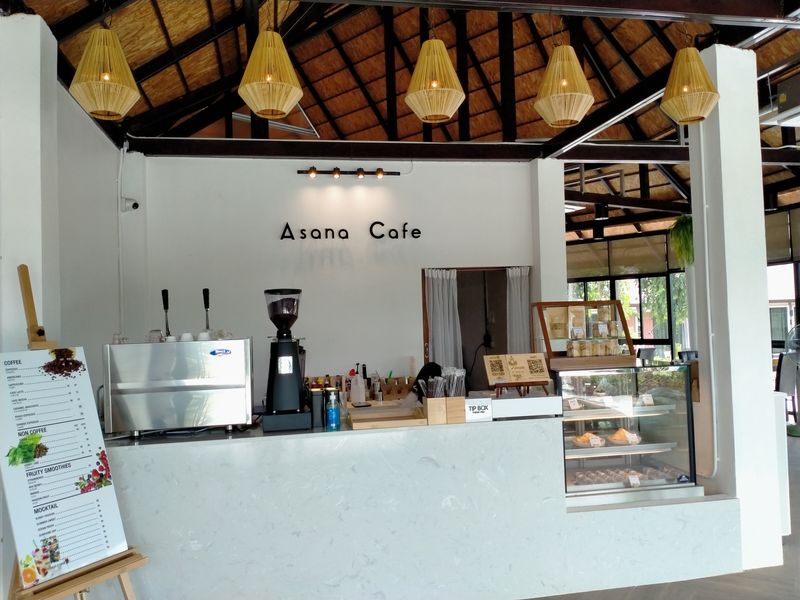 [เจ้ากระต่ายขี้เซา] ร้านกาแฟ Asana Cafe' ที่ลำปาง บรรยากาศเงียบสงบ ...