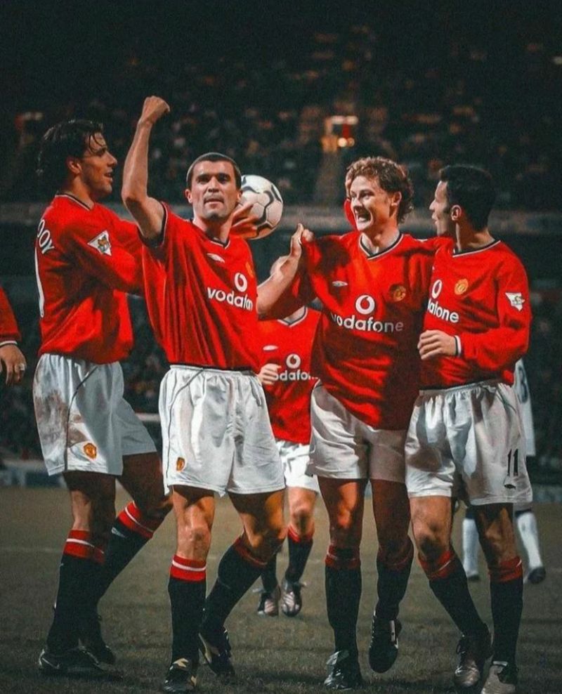 [RED ARMY - พลพรรคปีศาจแดง] เดินตามหลังพี่ไว้ไอน้องแล้วเอ็งจะอุ่นใจ 😎 ...