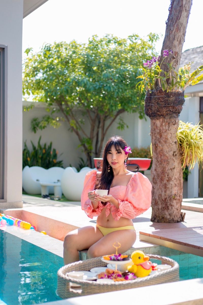 [CRAZY HEEJIN 💕] 🌤 บ่ายๆ แบบนี้ ได้จิบชาหอมๆ อร่อยๆ กับ ขนมดีๆ ให้กระชุ่ม กระชวยจิตใจ 🍰💕 ใน ...