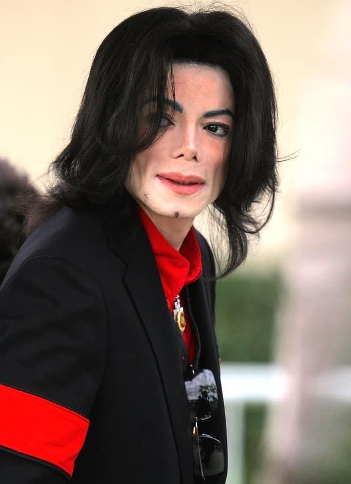 [คุณากร คำมุข] ไมเคิล โจเซฟ แจ็กสัน (อังกฤษ: Michael Joseph Jackson ...