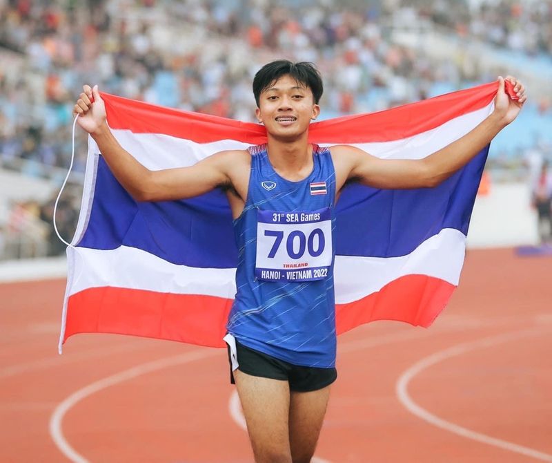 [วิ่งไปเรื่อย | Keep running] เทพบิวทำลายสถิติ 200 เมตรของประเทศไทยอีกครั้ง 🇹🇭 พร้อมจ่อรับตั๋วไป ...