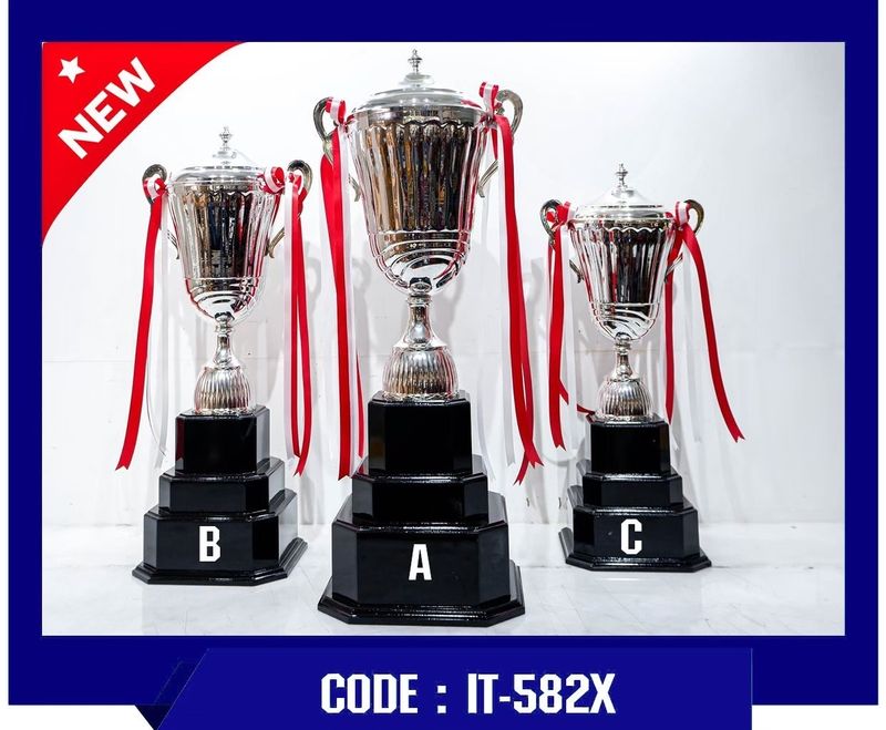 [THE VICTOR TROPHY THAILAND ] งานสวย ราคาถูก การันตีเรื่องคุณภาพ👍 ต้อง ...